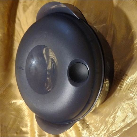 Tupperware | Kitchen | Tupperware Heat N Serve 5 Liter 6 14 Cups | Poshmark